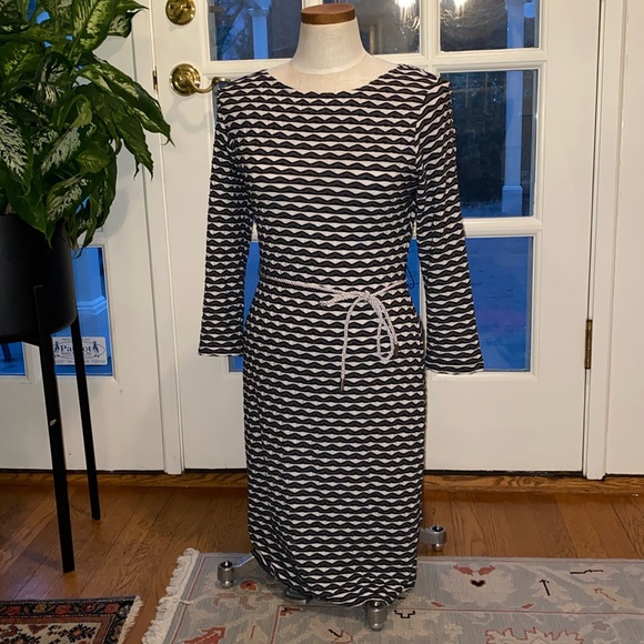 Dresses | Comfortable Stretchable All Purpose Dress White Black And ...
